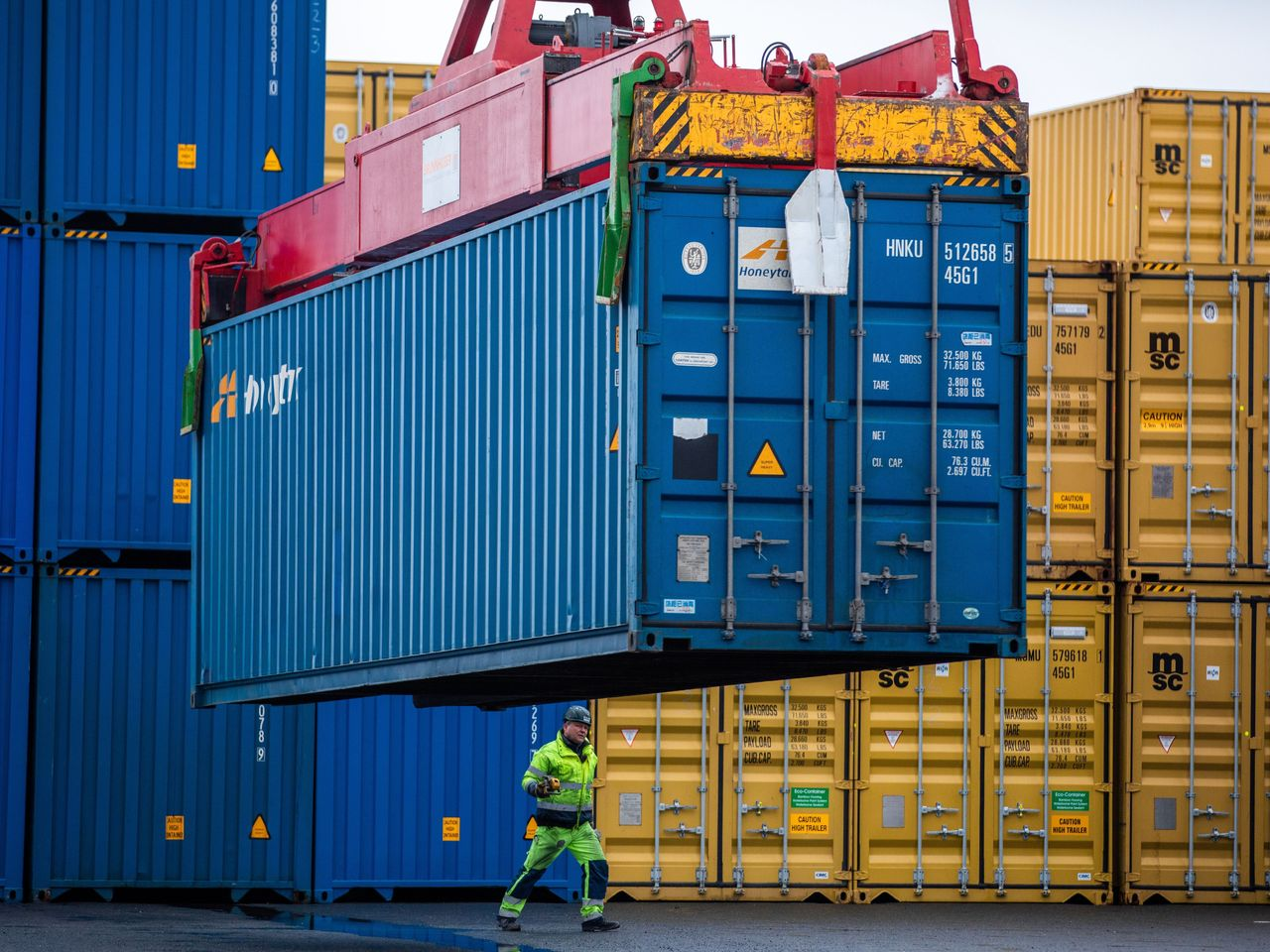 Secure Your Goods with our High-Quality Shipping Containers – ISFA Congress