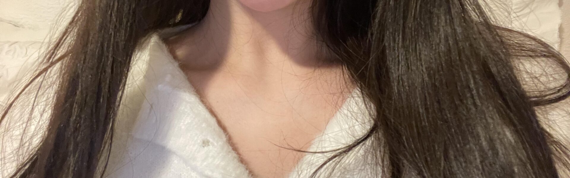 Why Does My Chin Stick Out When I Smile: Common Causes Explained – ISFA ...